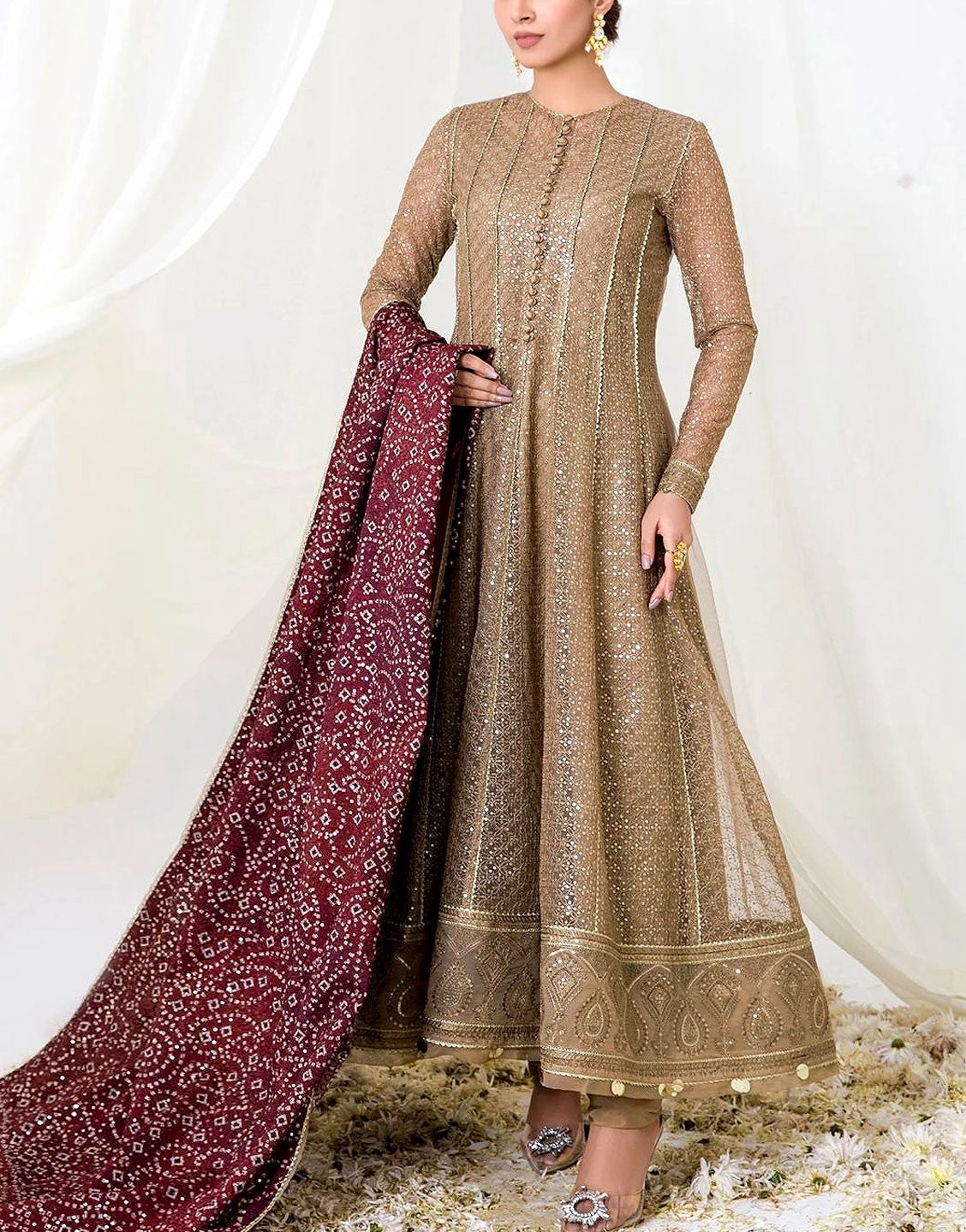 Maxi Dresses 2025: Pakistani Maxi Dress Design & Long Maxi Frock ...