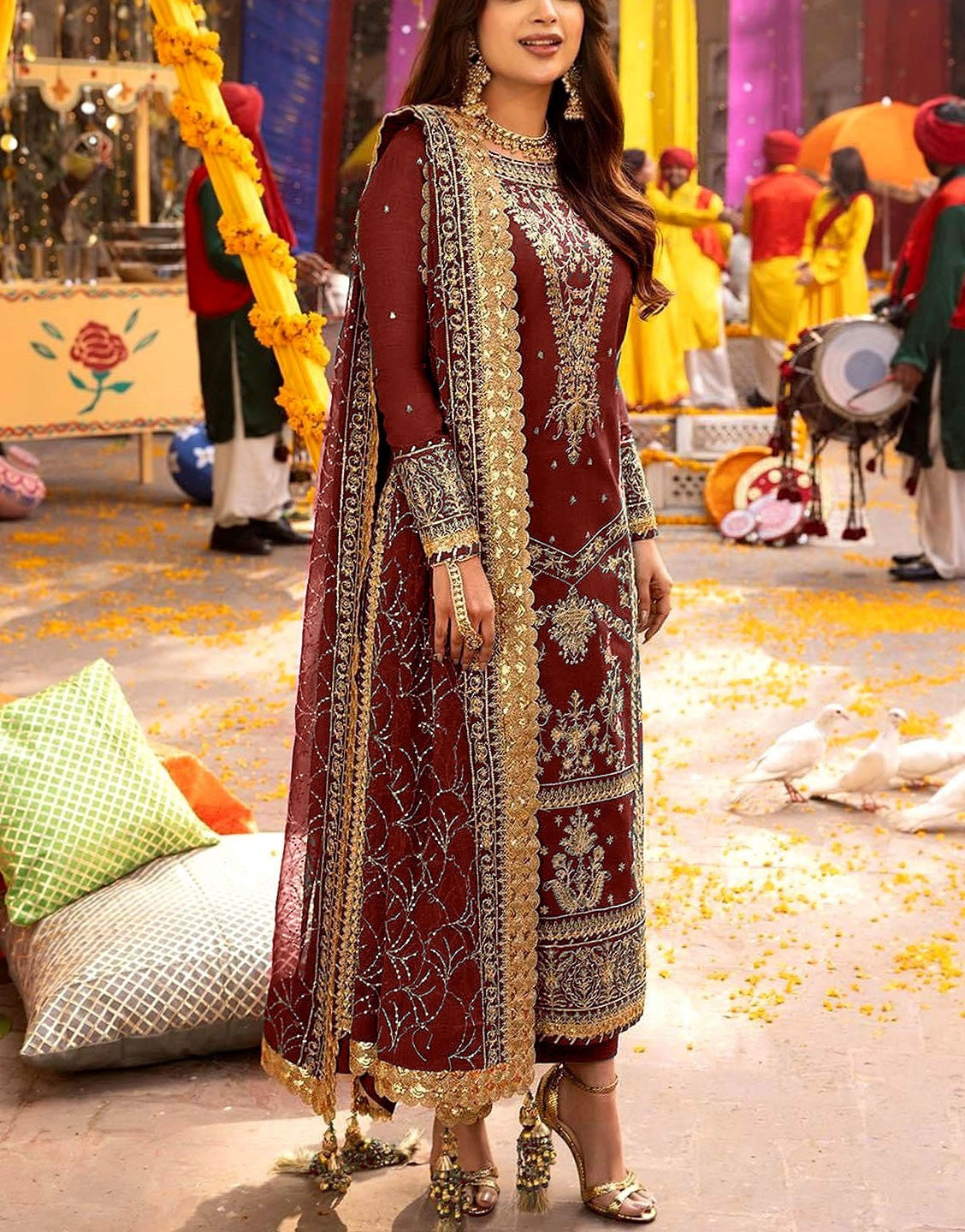 Maroon Dress Design 2025: Pakistani Maroon Frock, Maroon Maxi & Maroon ...